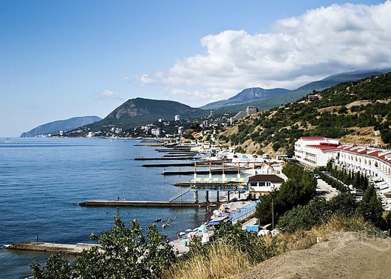 Крим подорожчав до рівня Сочі - туроператори - Korrespondent.net