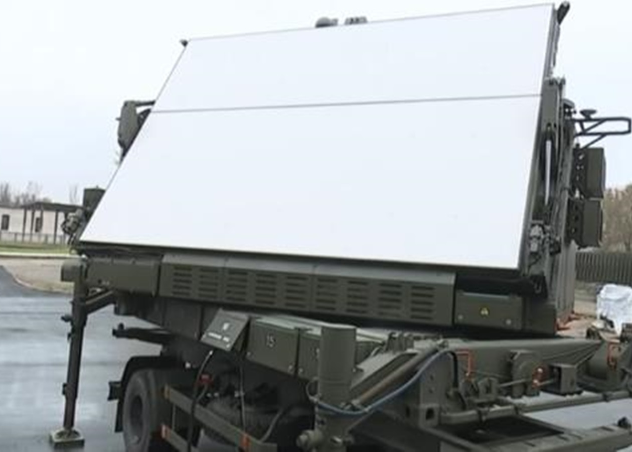 Украинские военные показали новый 3D радар - Korrespondent.net