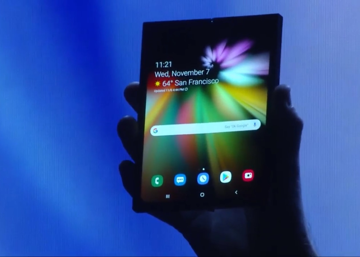 Гибкий смартфон Samsung представили: появилось видео - Korrespondent.net