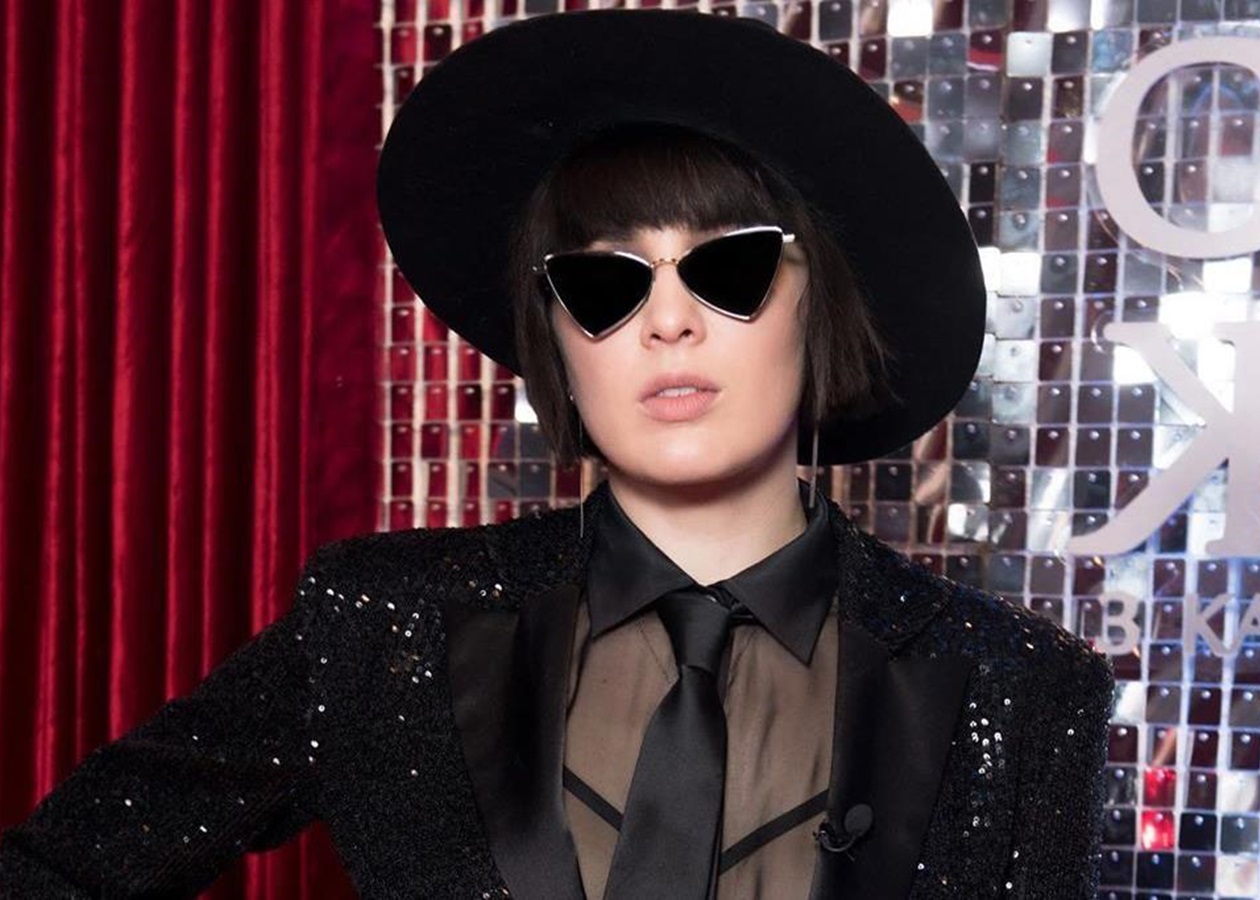 MARUV без бюстгальтера анонсировала новый клип: фото - Korrespondent.net