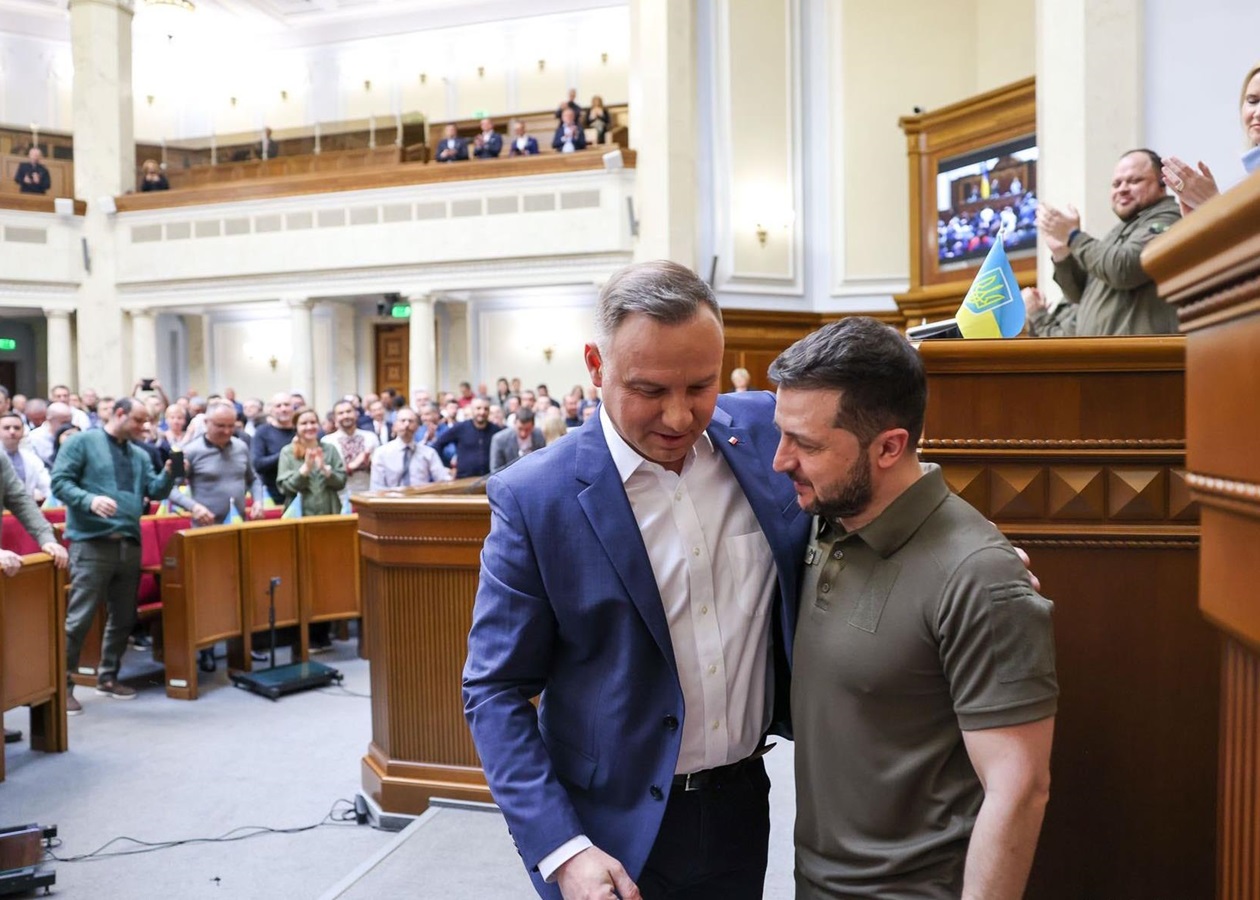 Зеленский провел телефонный разговор с Дудой - Korrespondent.net