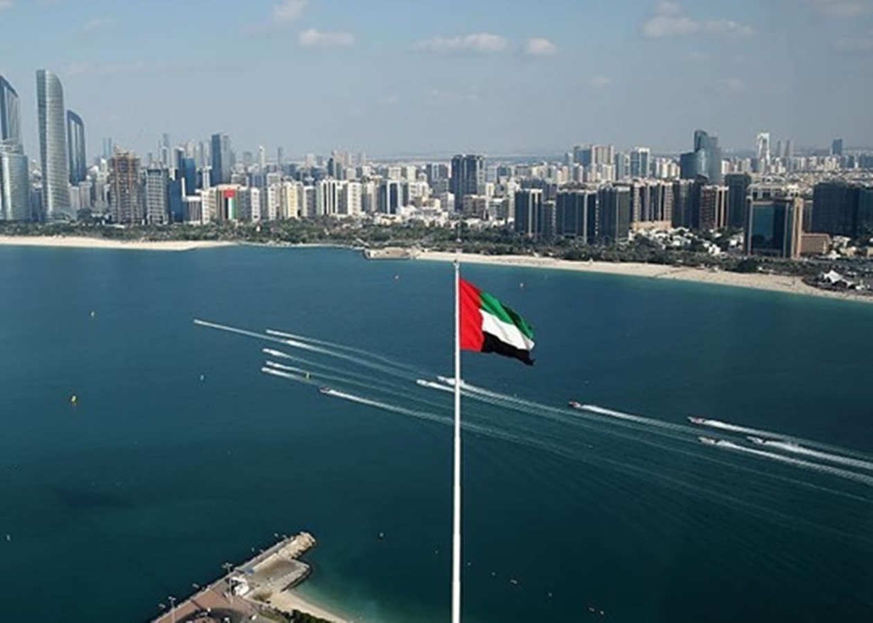 ОАЭ отправили Украине самолет с гуманитарной помощью - Korrespondent.net