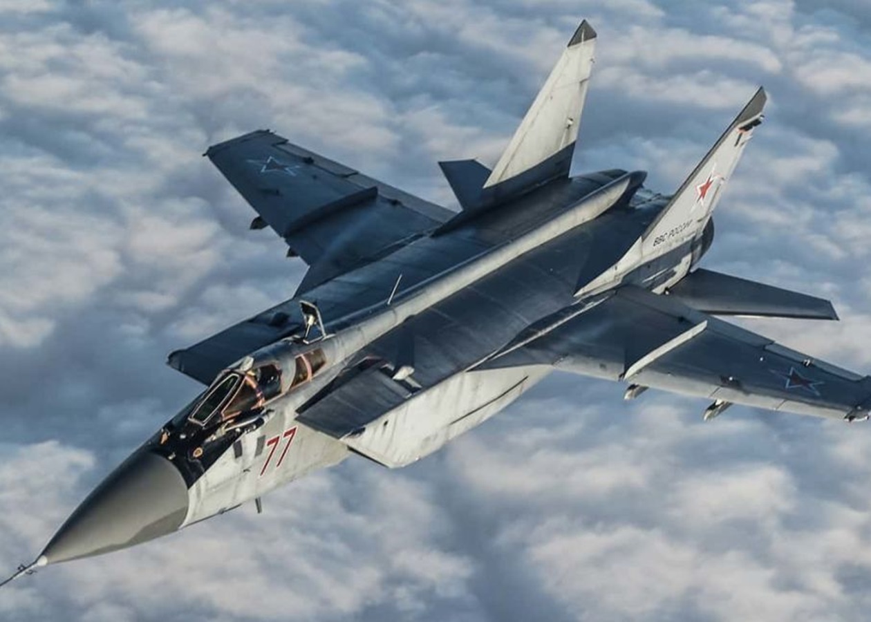 В Україні повітряна тривога через зліт МіГ-31К - Korrespondent.net