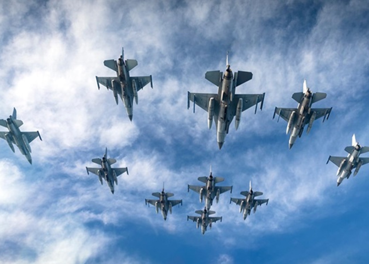 Итоги 18.08: Решения США по F-16 и тяжелая техника - Korrespondent.net