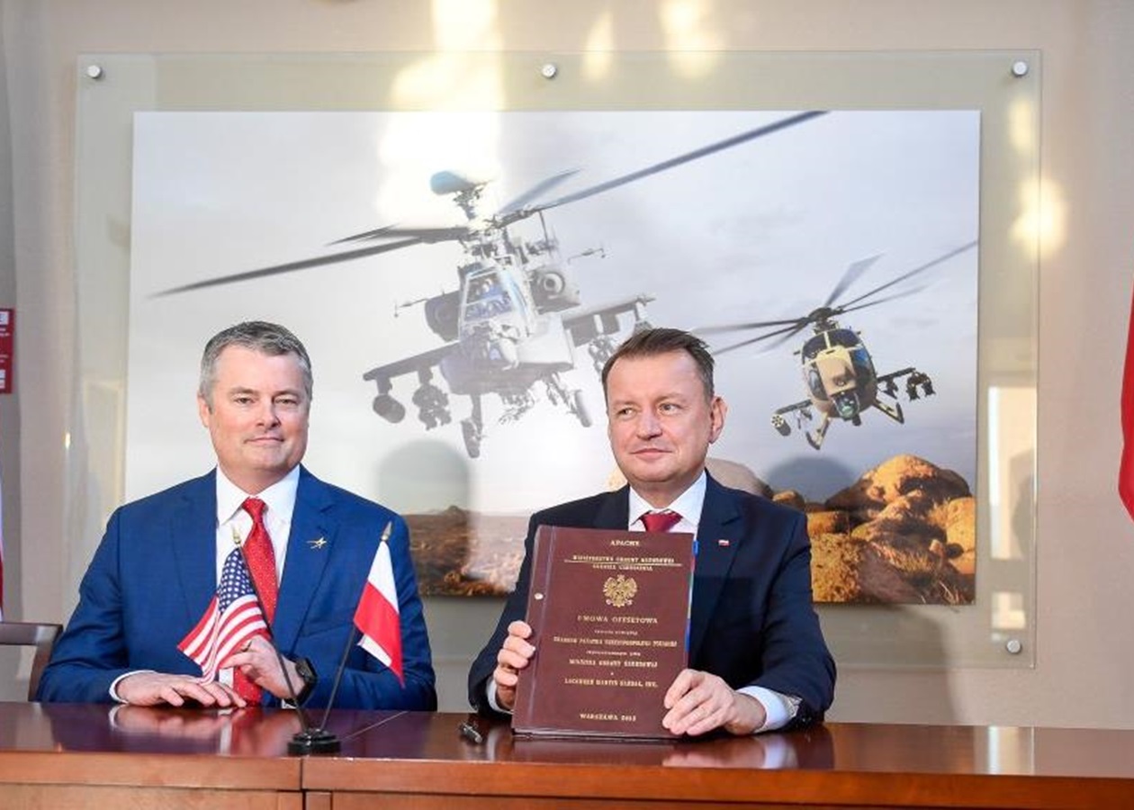 Польша подписала соглашение о покупке 96 вертолетов Apache - Korrespondent.net