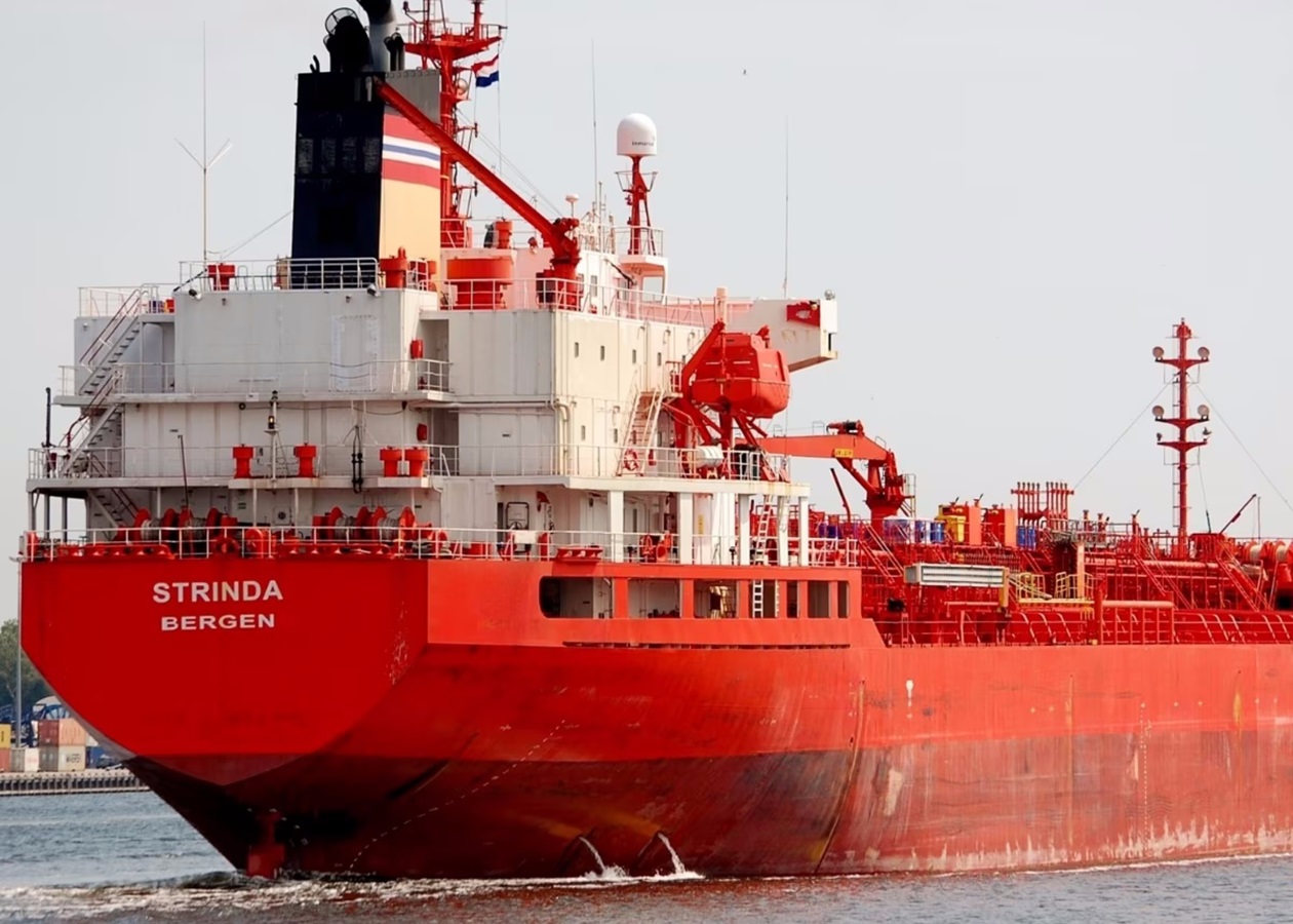 Йеменские хуситы атаковали танкер в Красном море - Korrespondent.net