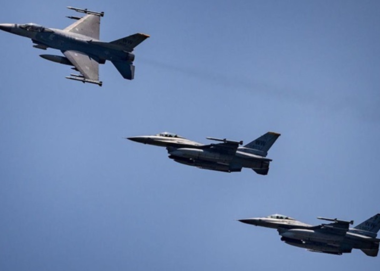 В Нидерландах рассказали, когда Украина получит F-16 - Korrespondent.net