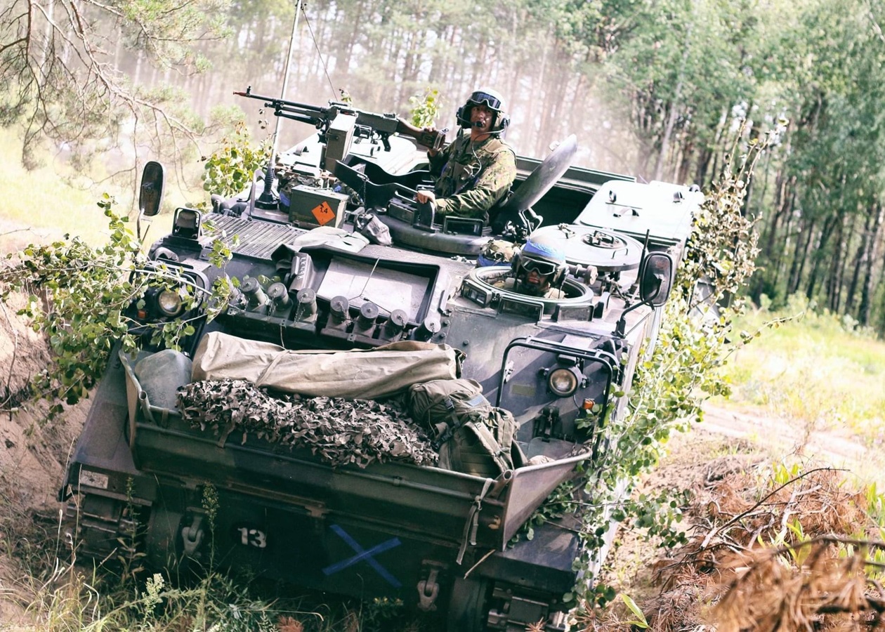 Литва передасть Україні 14 бронетранспортерів M113 - Korrespondent.net