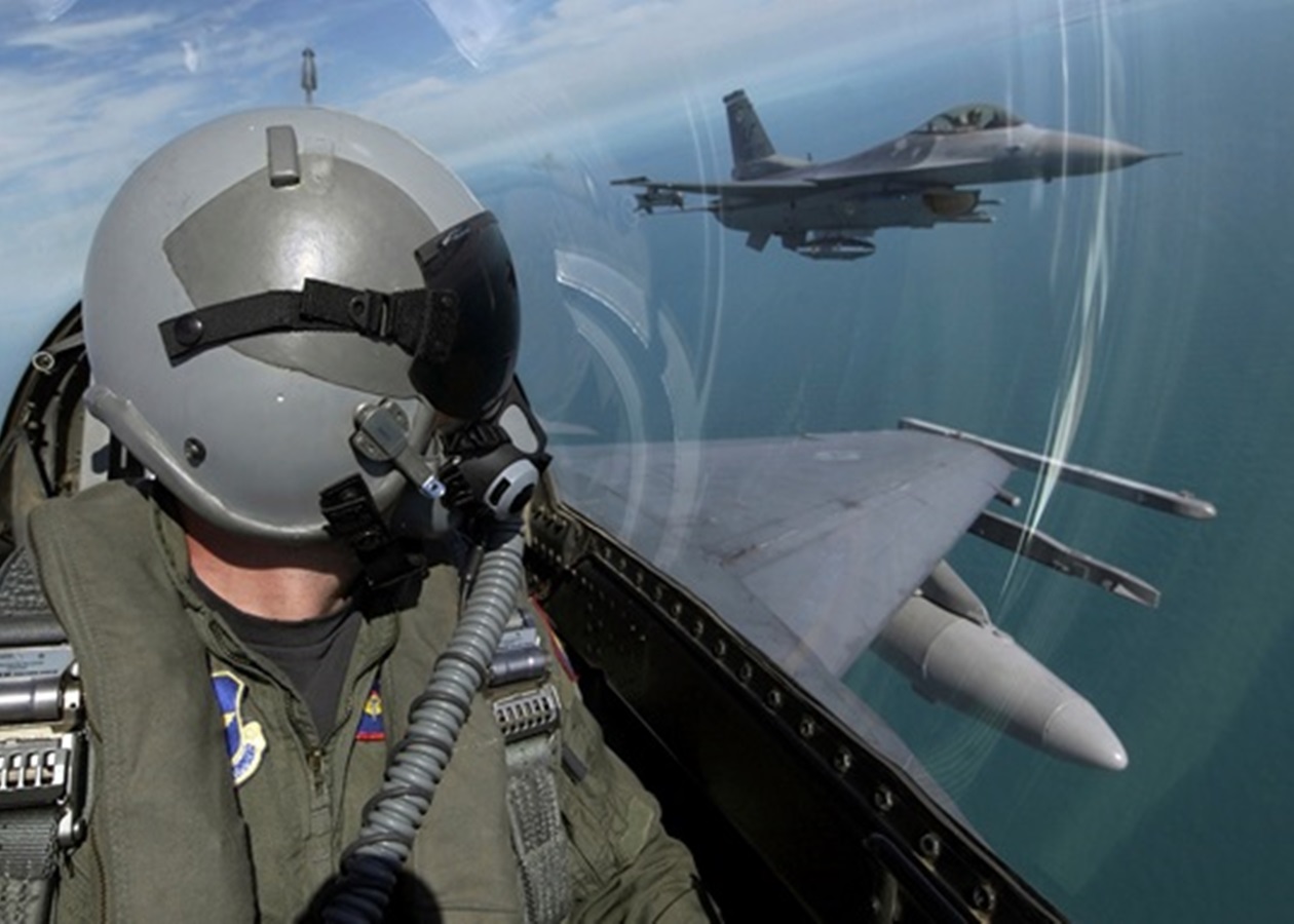 Украинцы больше не будут обучаться на F-16 в Дании - Korrespondent.net