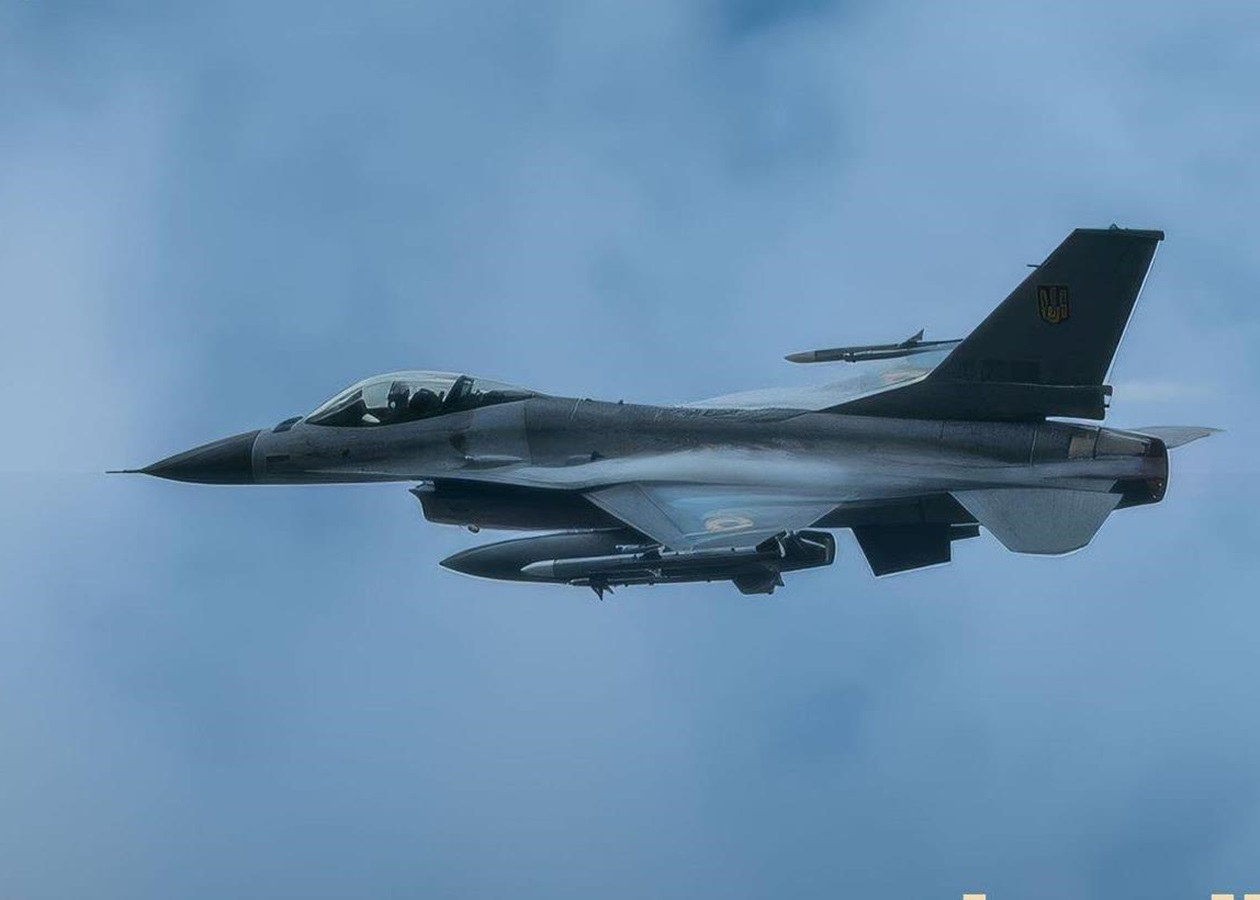 Український пілот F-16 загинув у бою - Korrespondent.net
