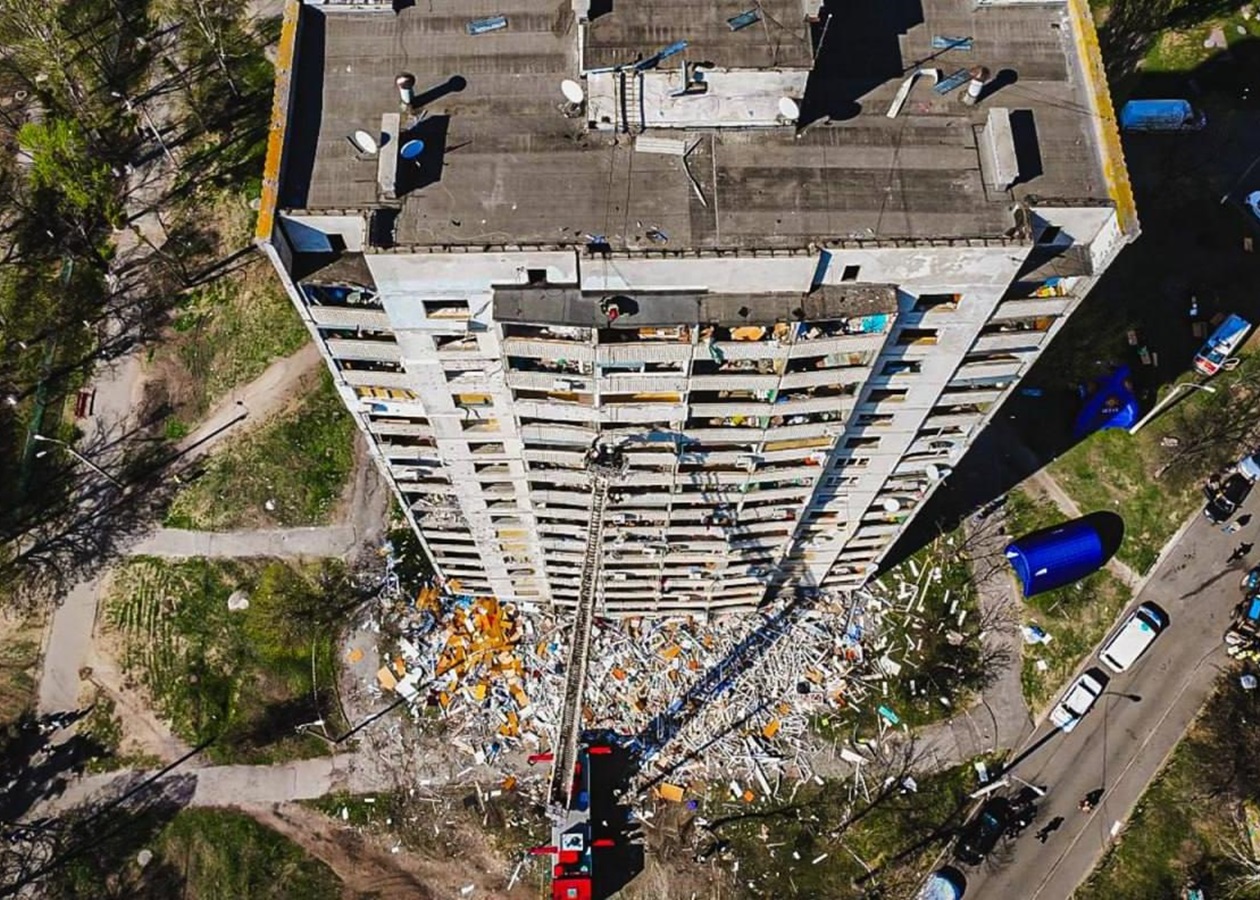У Харкові завершили аварійно рятувальні роботи після обстрілу міста