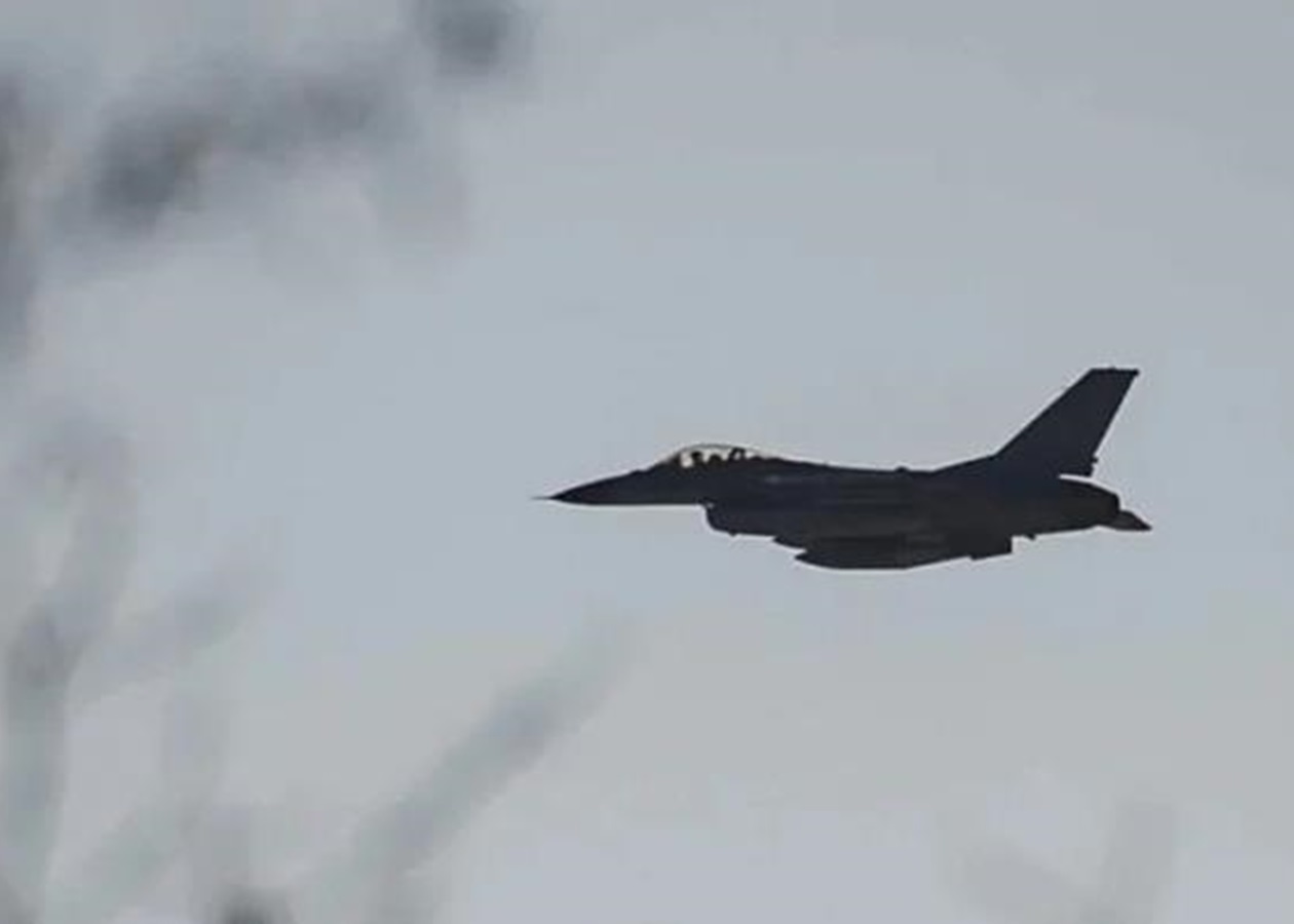 Повітряні сили: Сталася нештатна ситуація з F-16 - Korrespondent.net