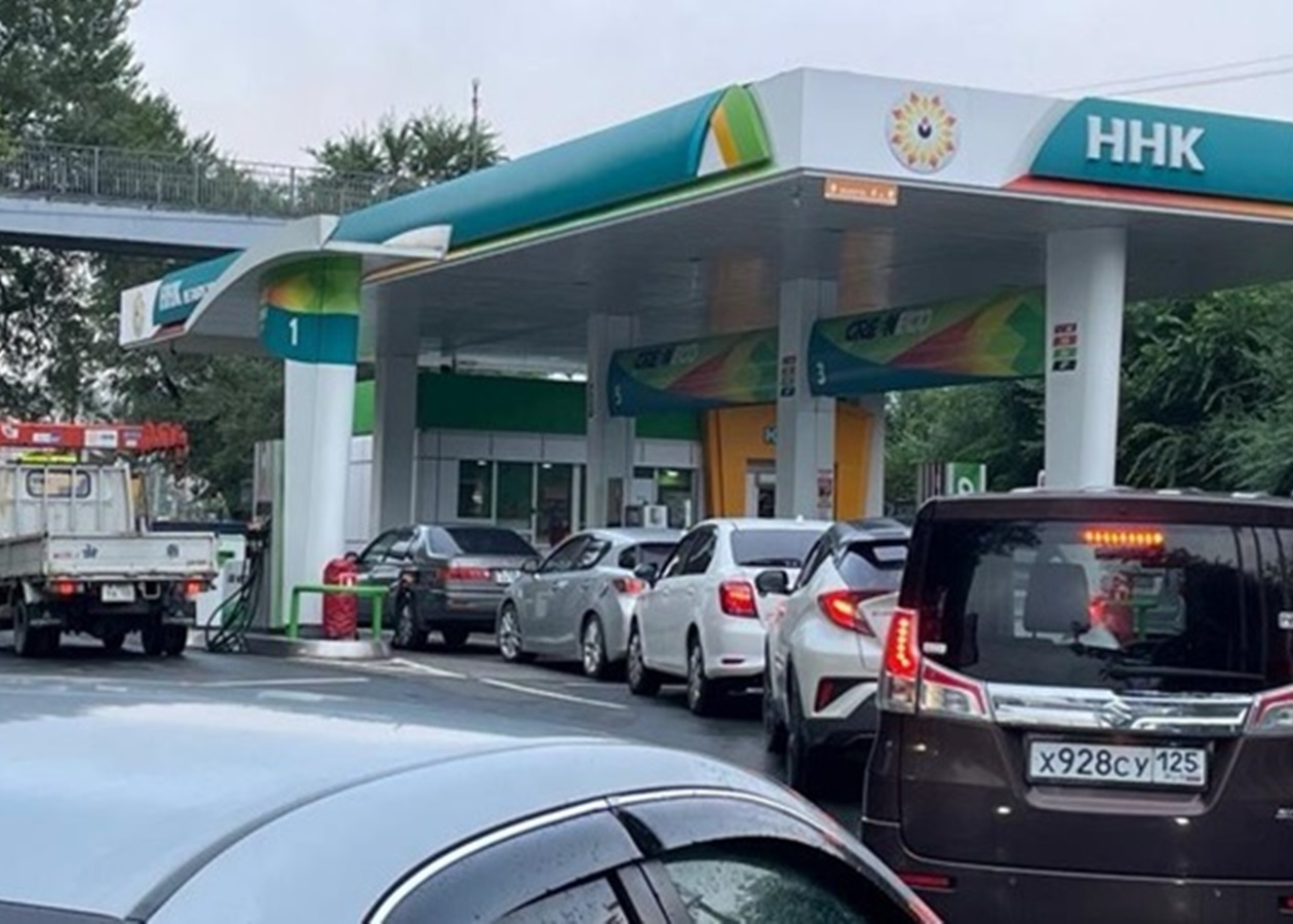 В Росії зник бензин: якими будуть наслідки - Korrespondent.net