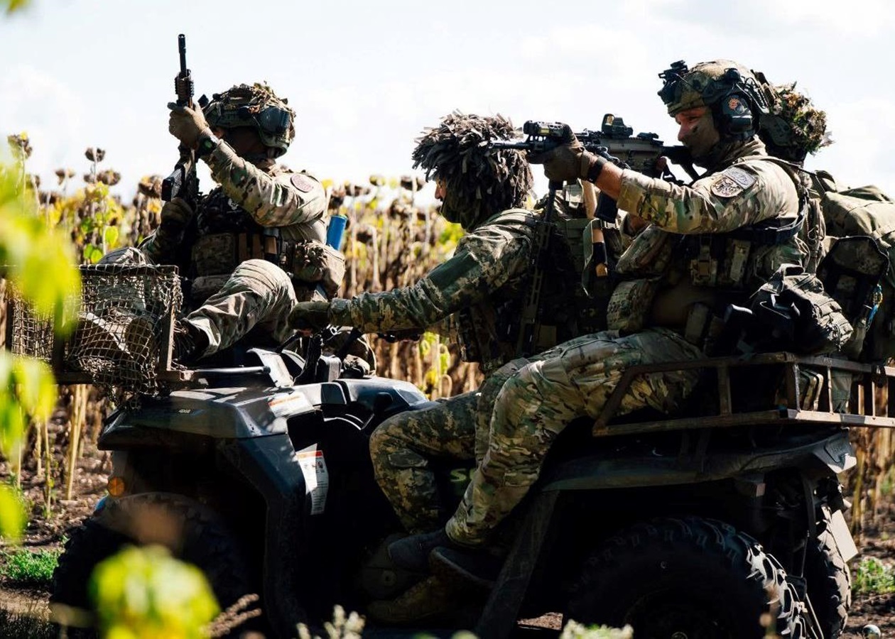 Росія посилено атакує на трьох напрямках Генштаб