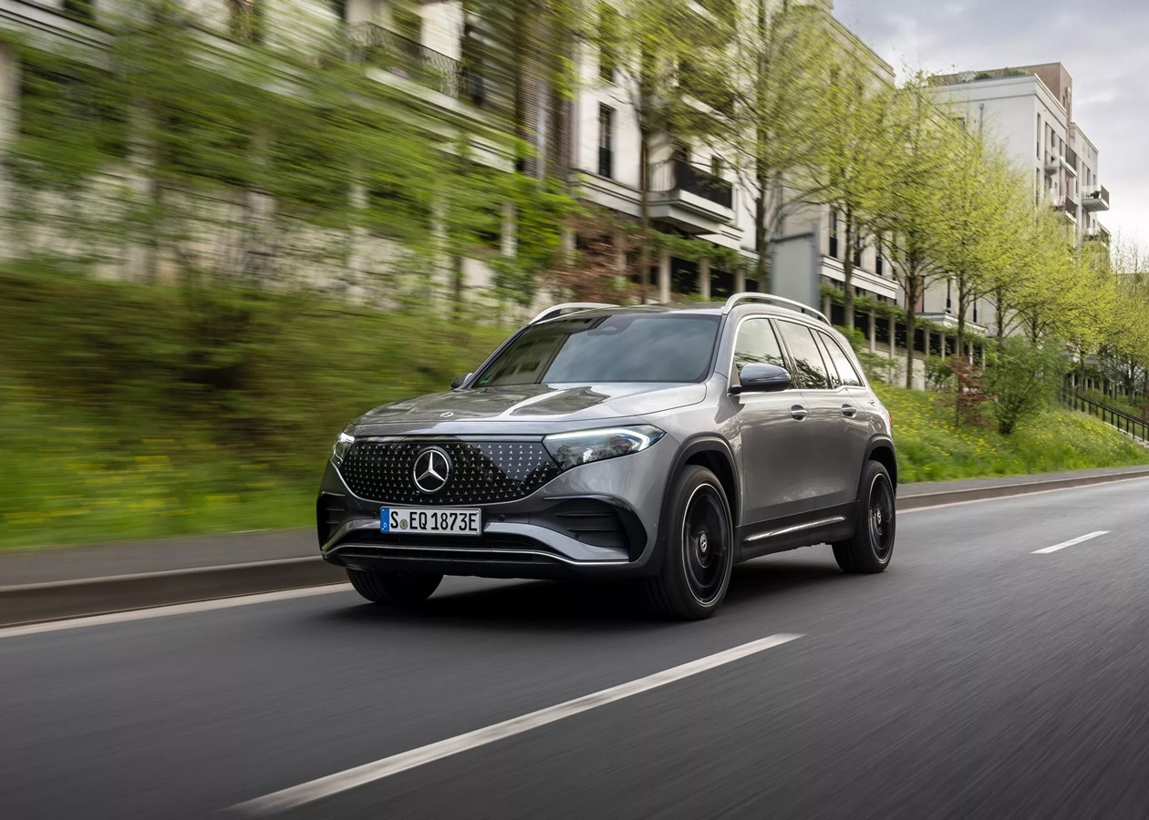 Mercedes-Benz discontinues EQB crossover, plans new electric models ...