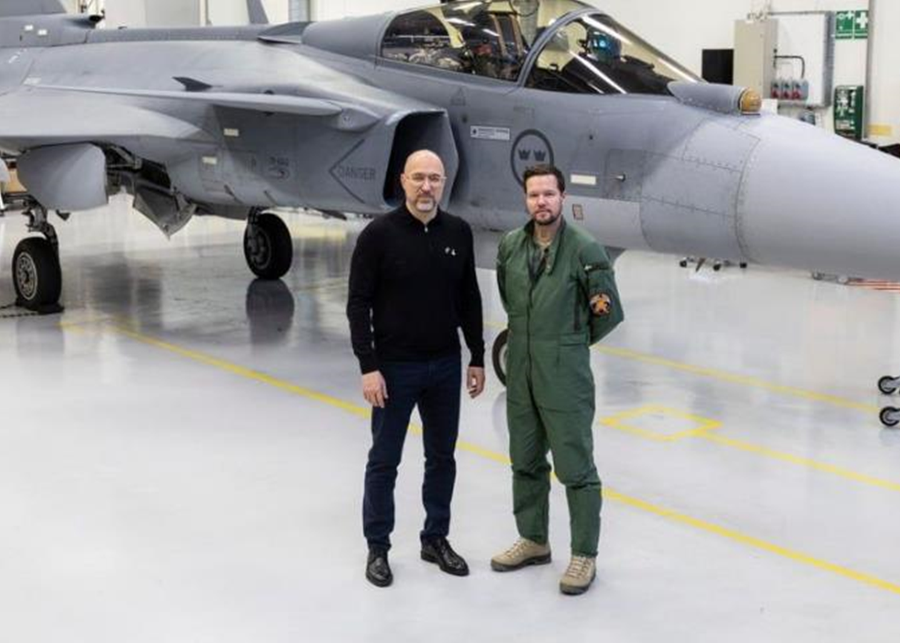 Украина и Швеция обсудили поставки Gripen - Korrespondent.net