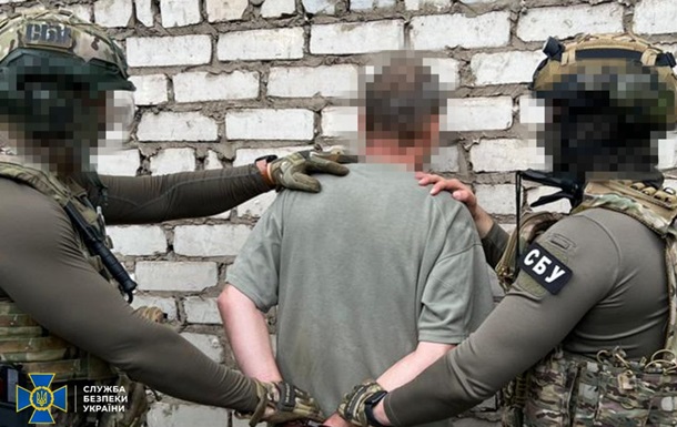 Готовили прорыв на фронте СБУ задержала агентов ФСБ